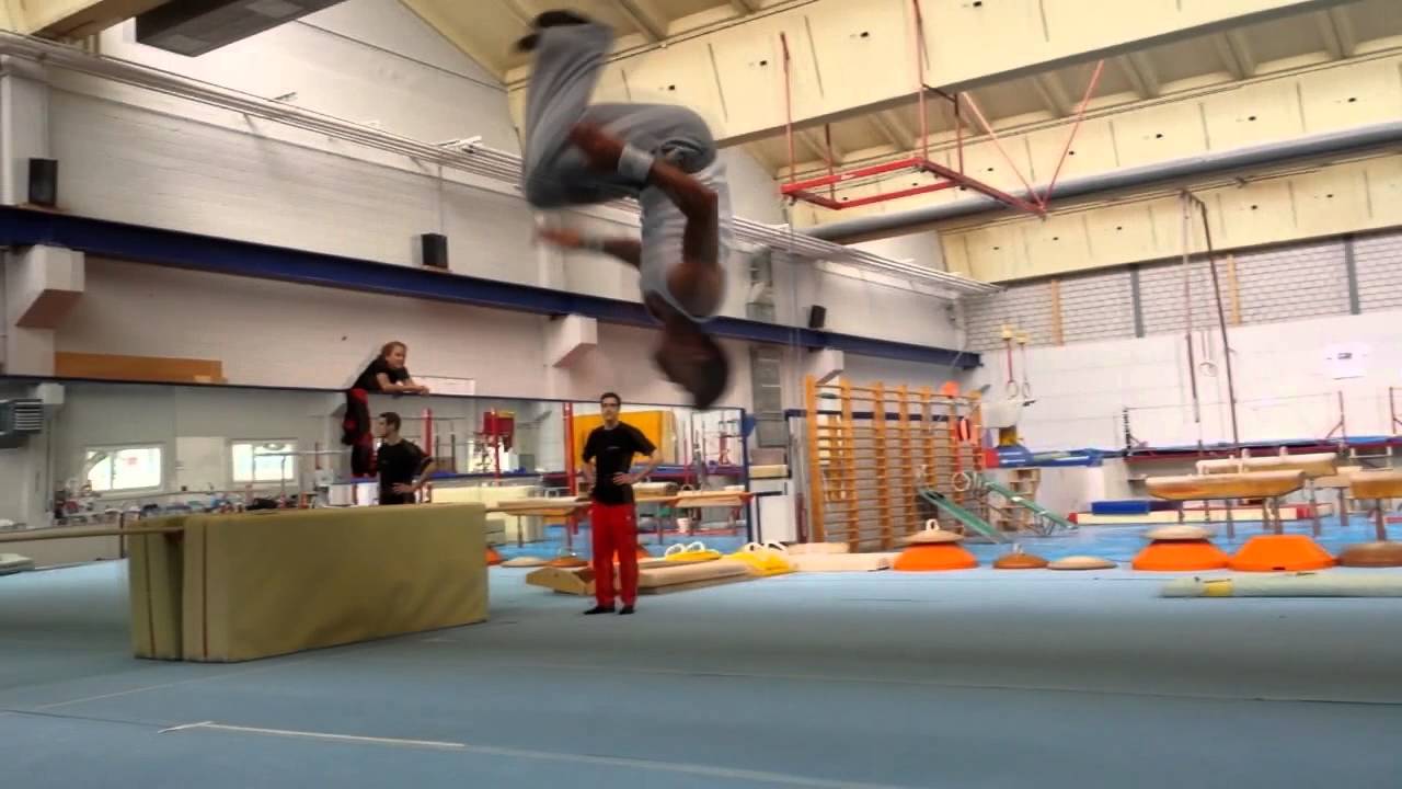Video - flic flac training and frontflip - YouTube