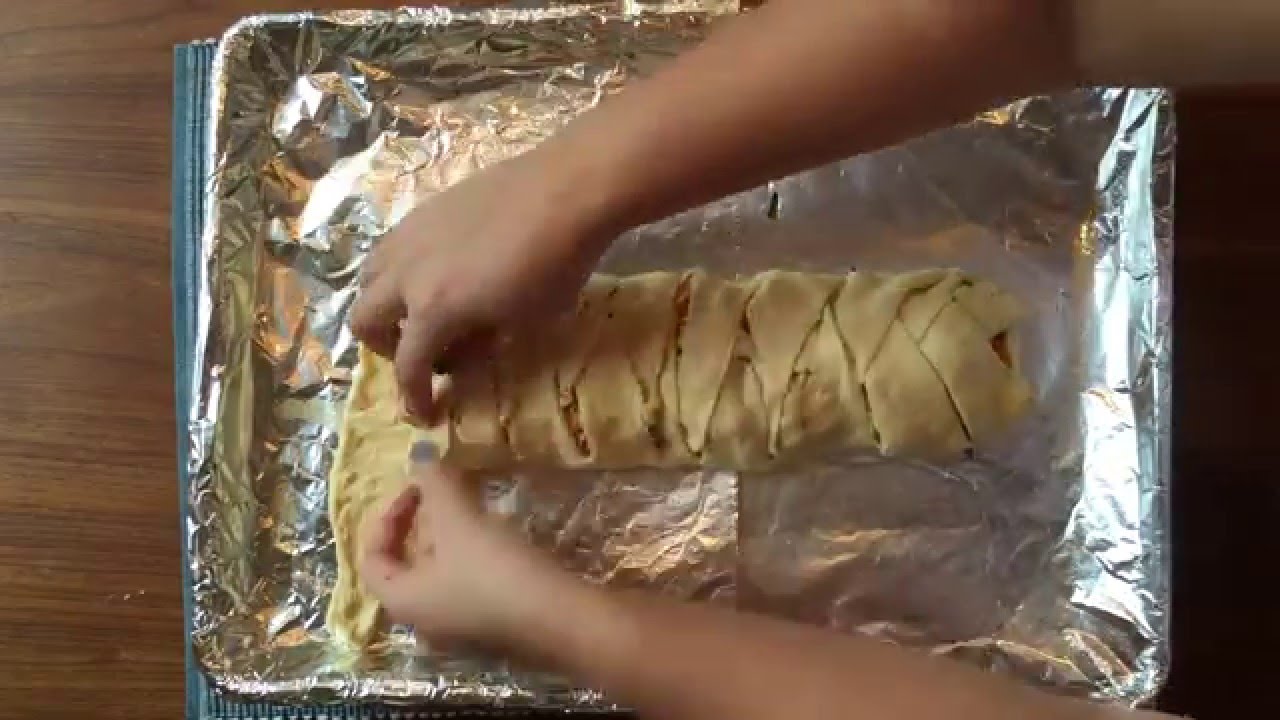 Buffalo Chicken Braid - YouTube