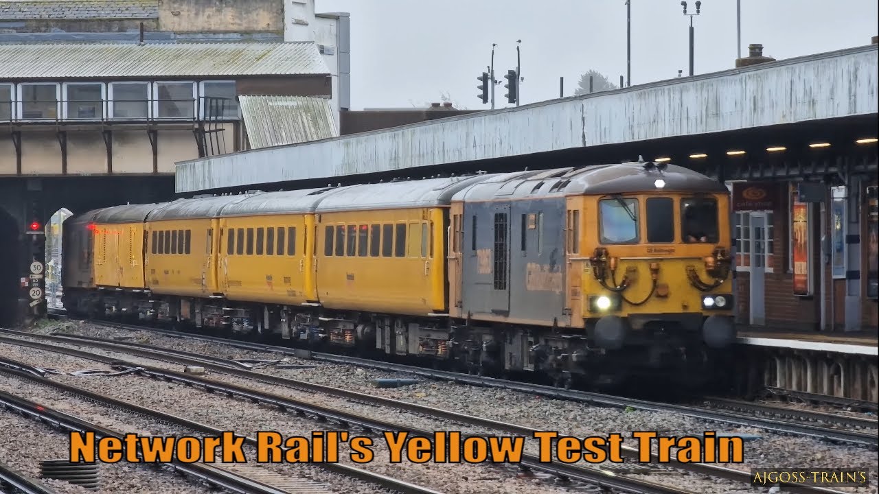 73963 & 73965 Network rail yellow test train! Tonbridge (31/03/23 ...