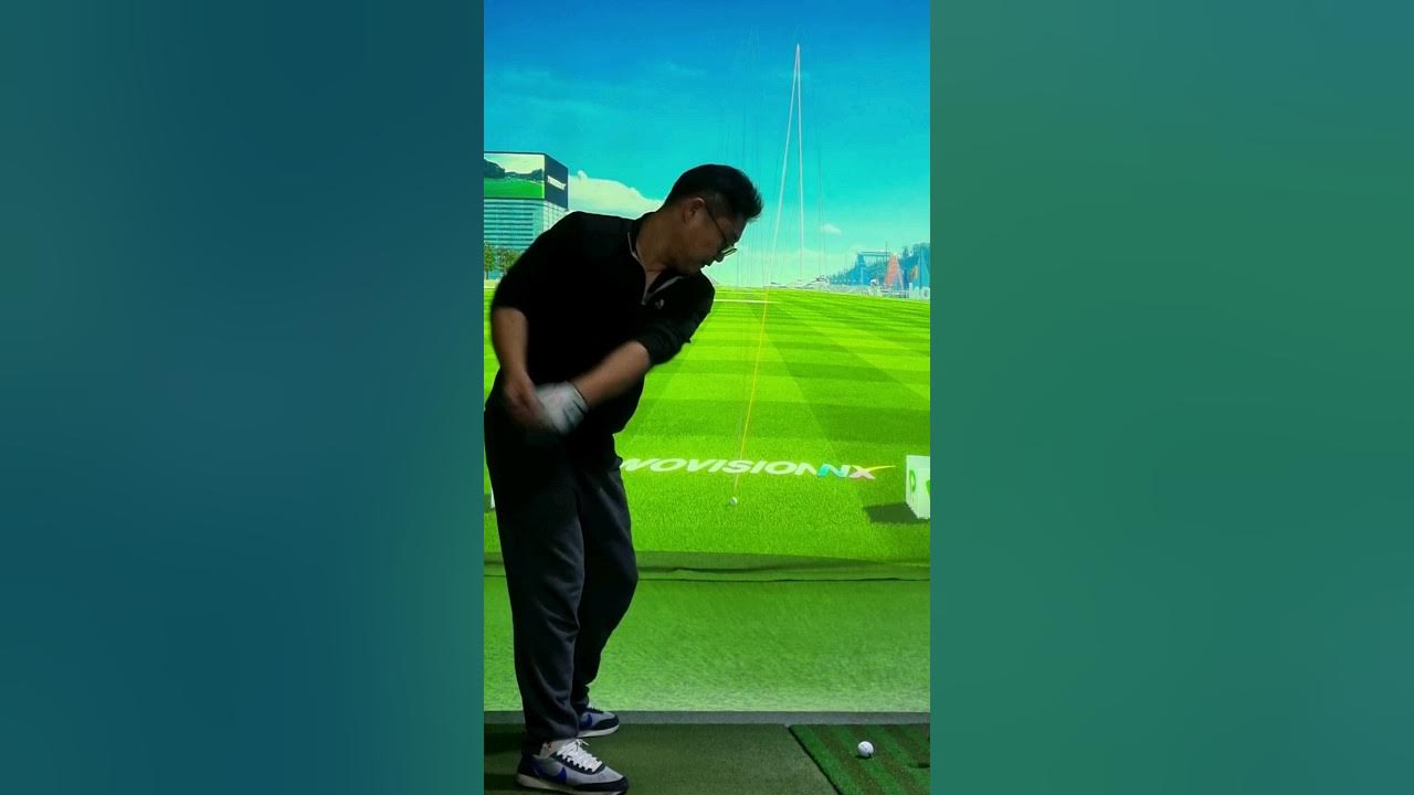 필드에서는 개훅 스클에서는 예쁜드로우샷😱ㅋ 골프존 필드골프 필드레슨 골프 골프장 스크린골프필드 퍼터 퍼팅 Nx골프존nx유틸우드롱아이언4번유틸