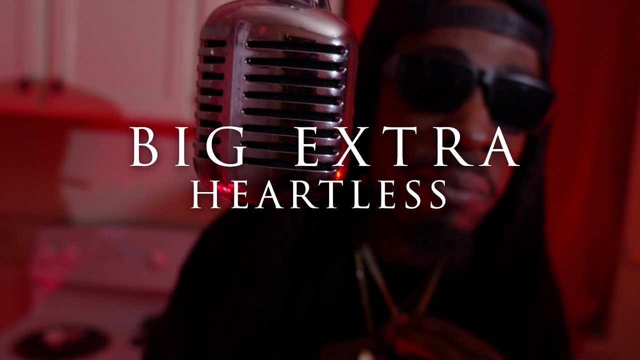 BIG EXTRA ''HEARTLESS'' MIC PERFORMANCE - YouTube