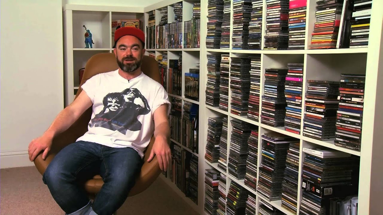 Hwb — Gwisg Ian Cottrell's Outfit (20.10.13) - YouTube