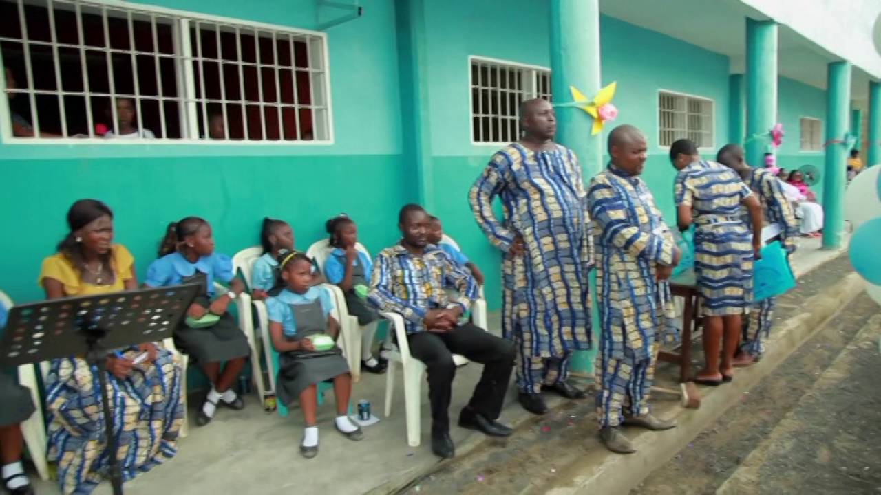 Graduation 2014 - Logbessou - Emergence School Douala Cameroon 13 of 16 - YouTube