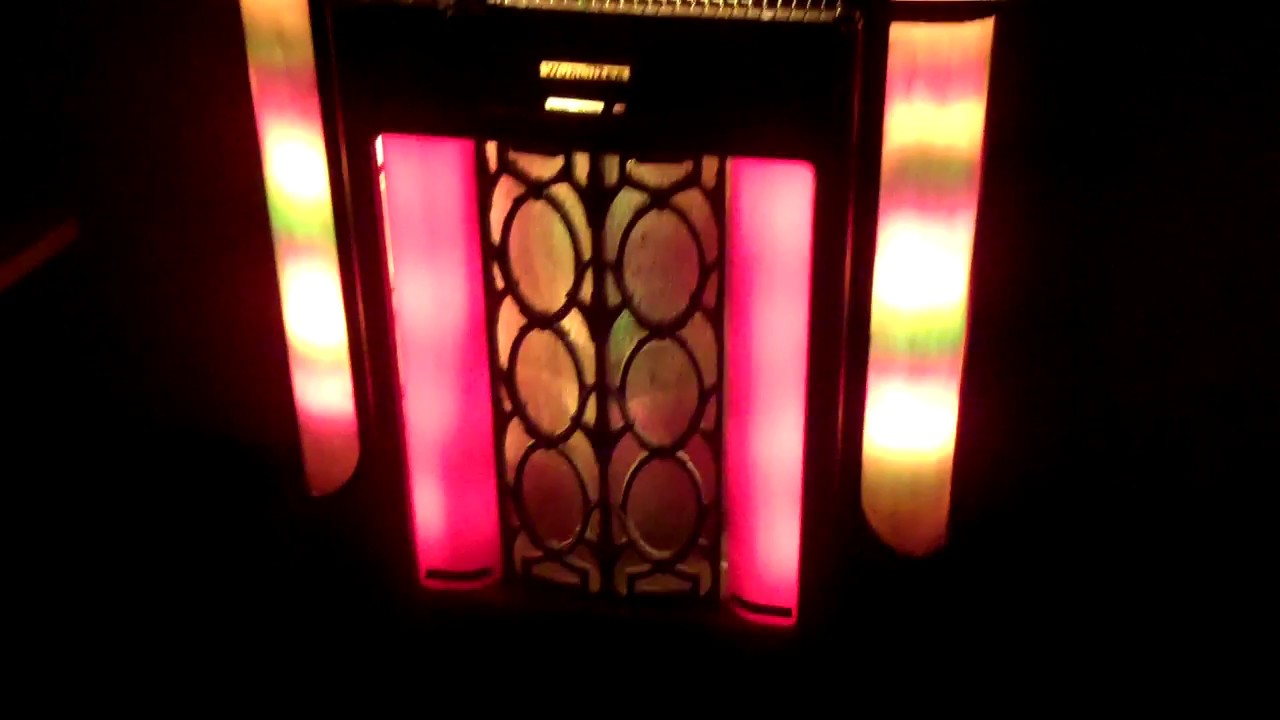 1939 Wurlitzer 500 jukebox - YouTube