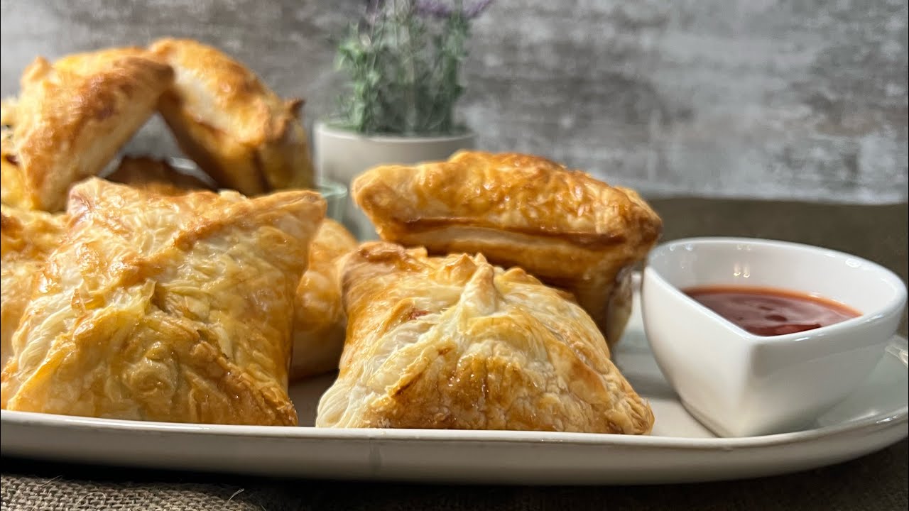 CRISPY CHICKEN PIZZA PARCELS OVEN BAKED - YouTube