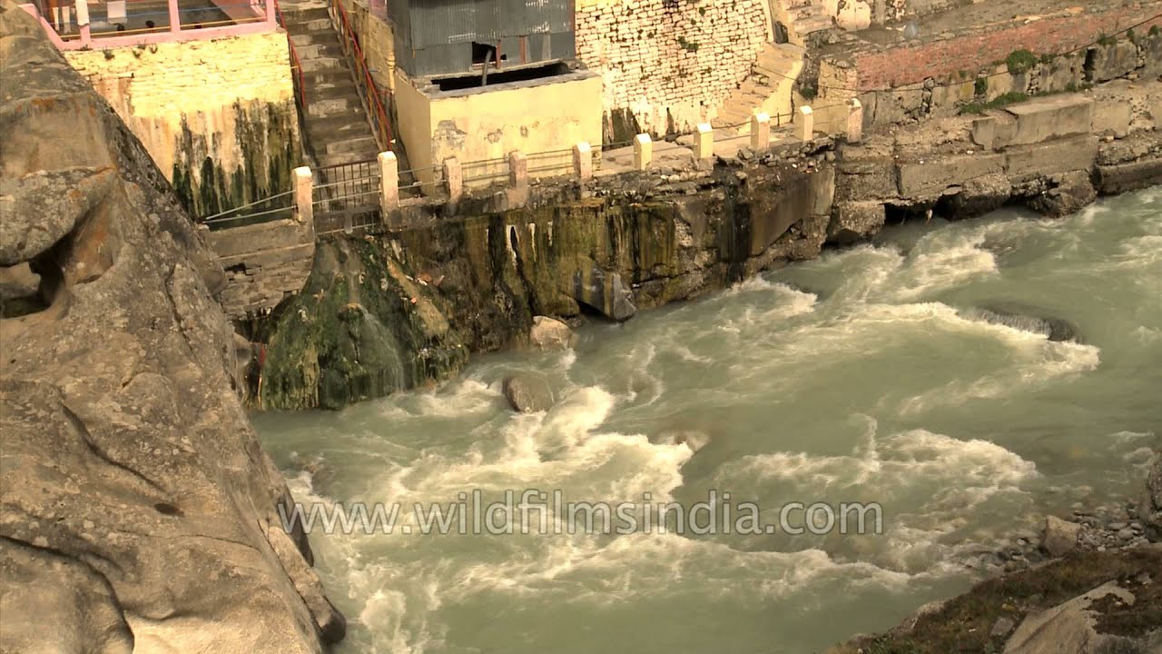 Alaknanda river as seen from Badrinath town - YouTube