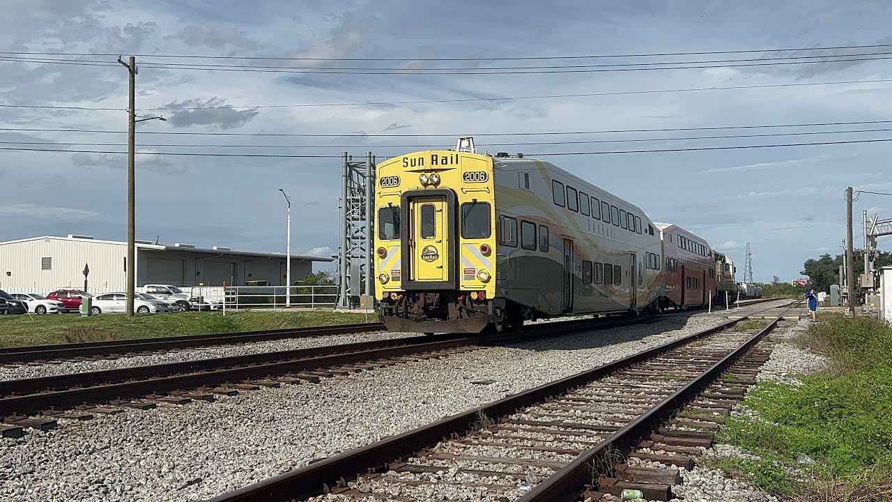 Midday Trains at Taft! || SunRail, Amtrak, and CSX! (Read Description ...