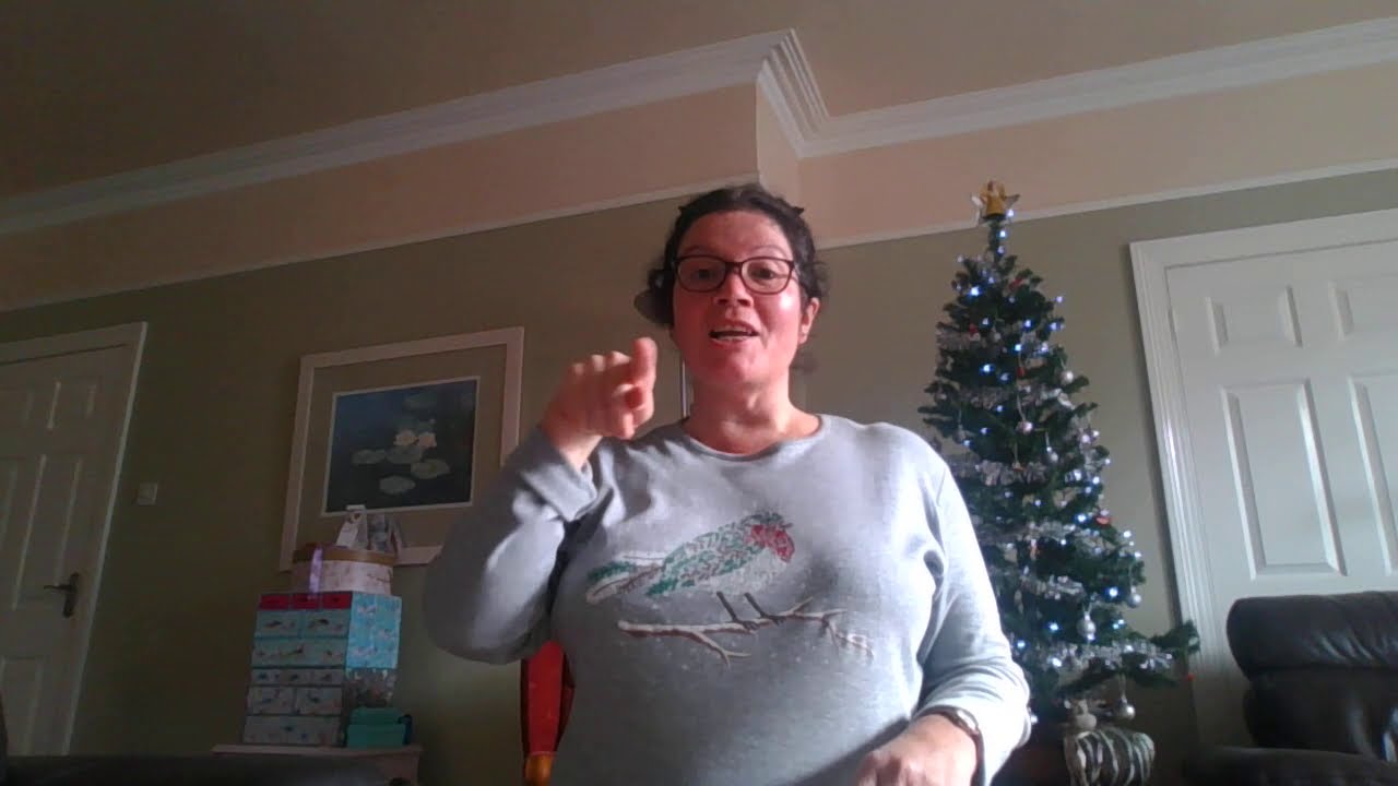 Holly Jolly Christmas Makaton - YouTube