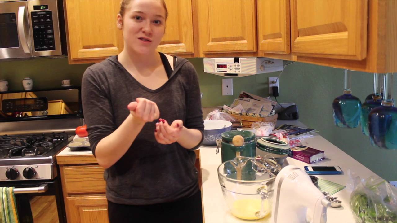 Halle and Kori Cooking Show - YouTube
