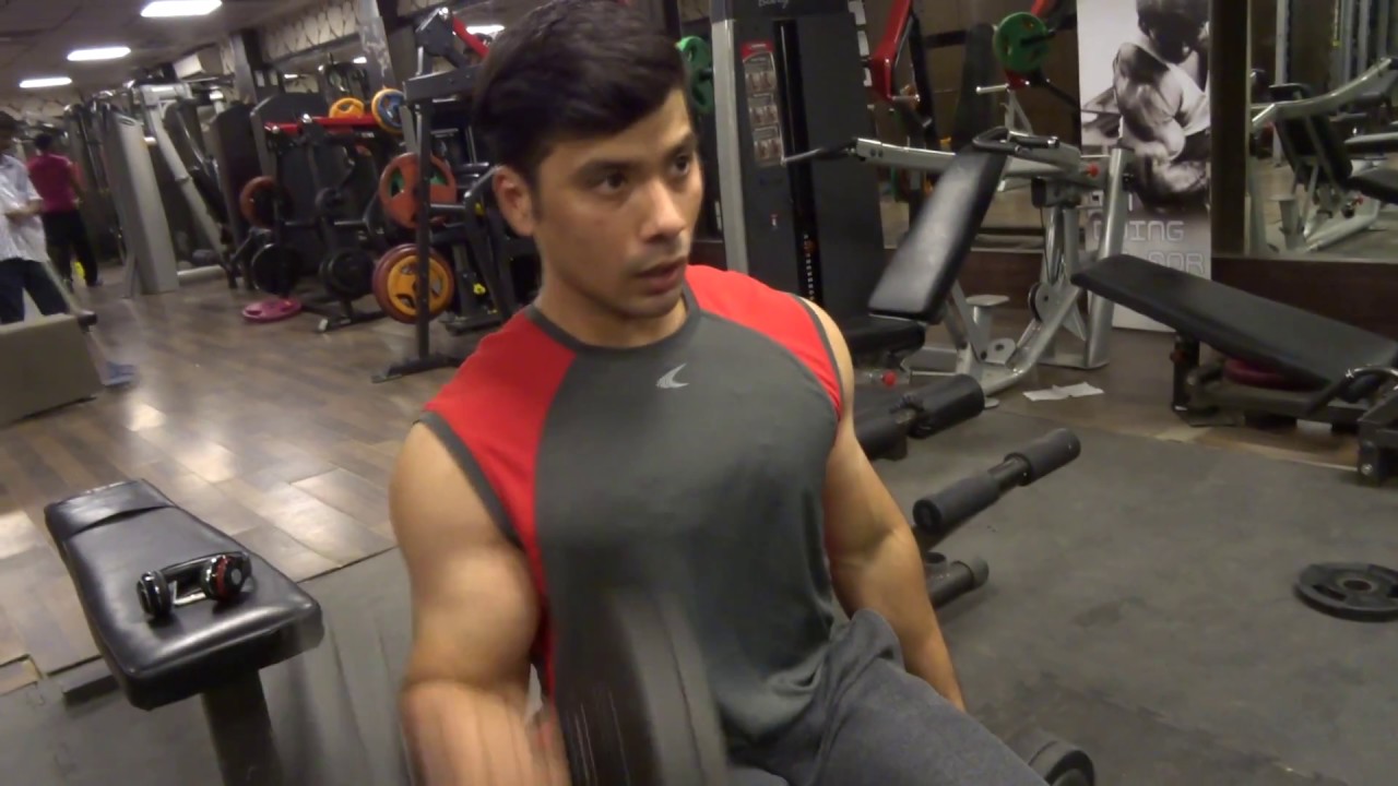 My Current Shoulder and Arms Workout - Explained - YouTube