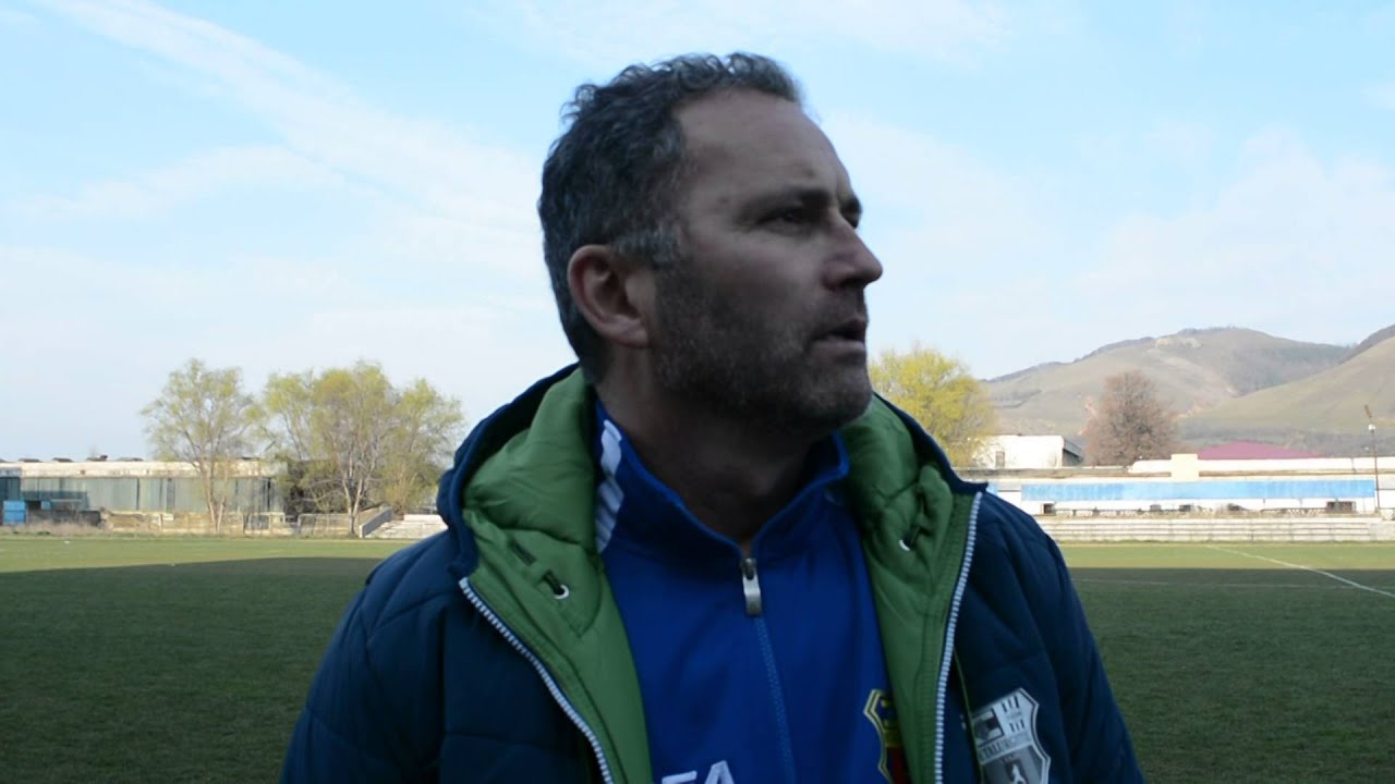 Calin Moldovan antrenor Metalurgistul Cugir dupa meciul cu ASU Poli ...