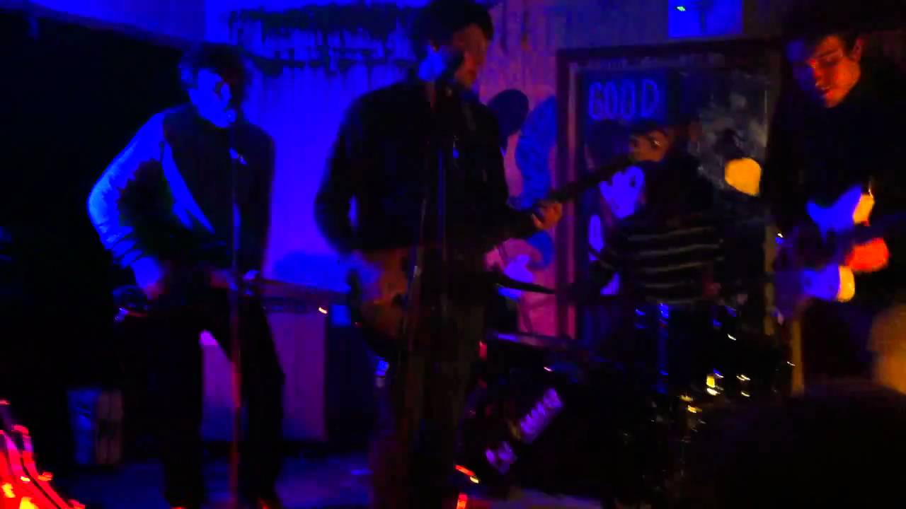 Final Club "Wizard Wells" live at Death By Audio - YouTube