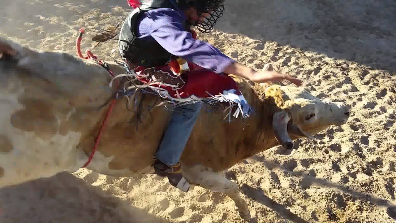 Botas Rotas Rodeo Camargo toro Pistolero - YouTube