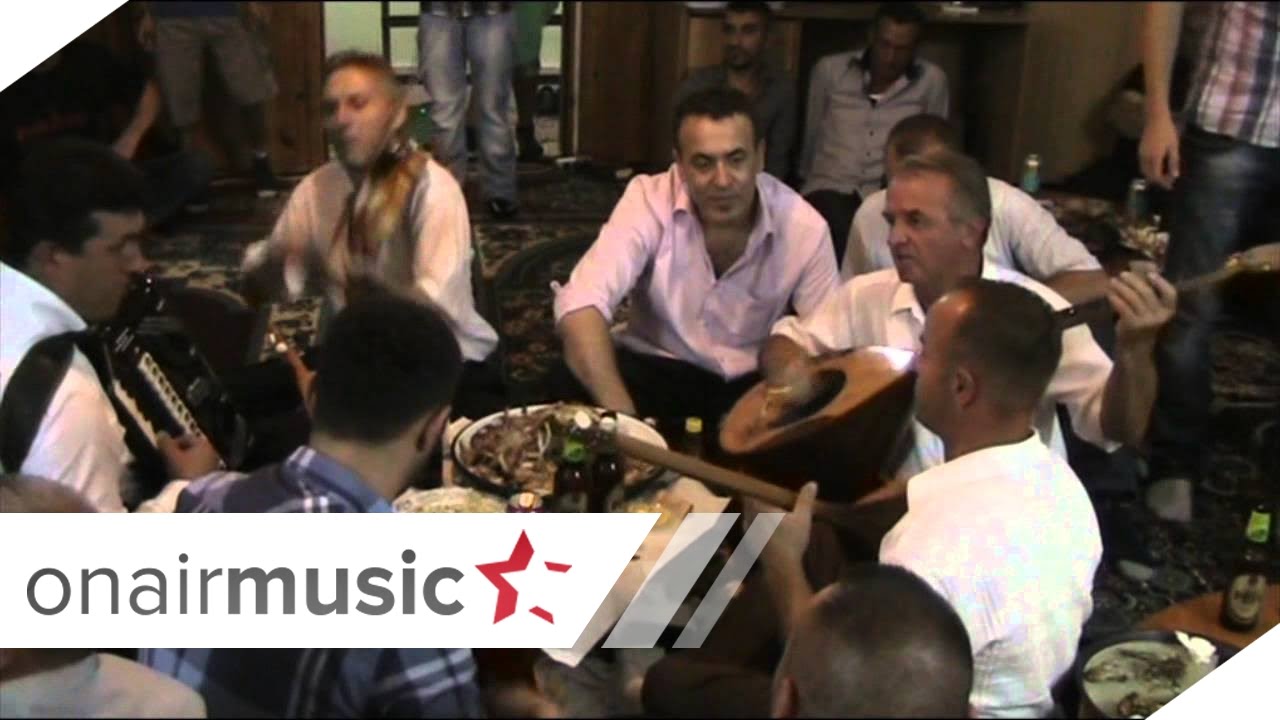ALIA ME LUANIN DHE LABINOTIN - OJ KOSOVE TU NJEFTE E MIRA - YouTube