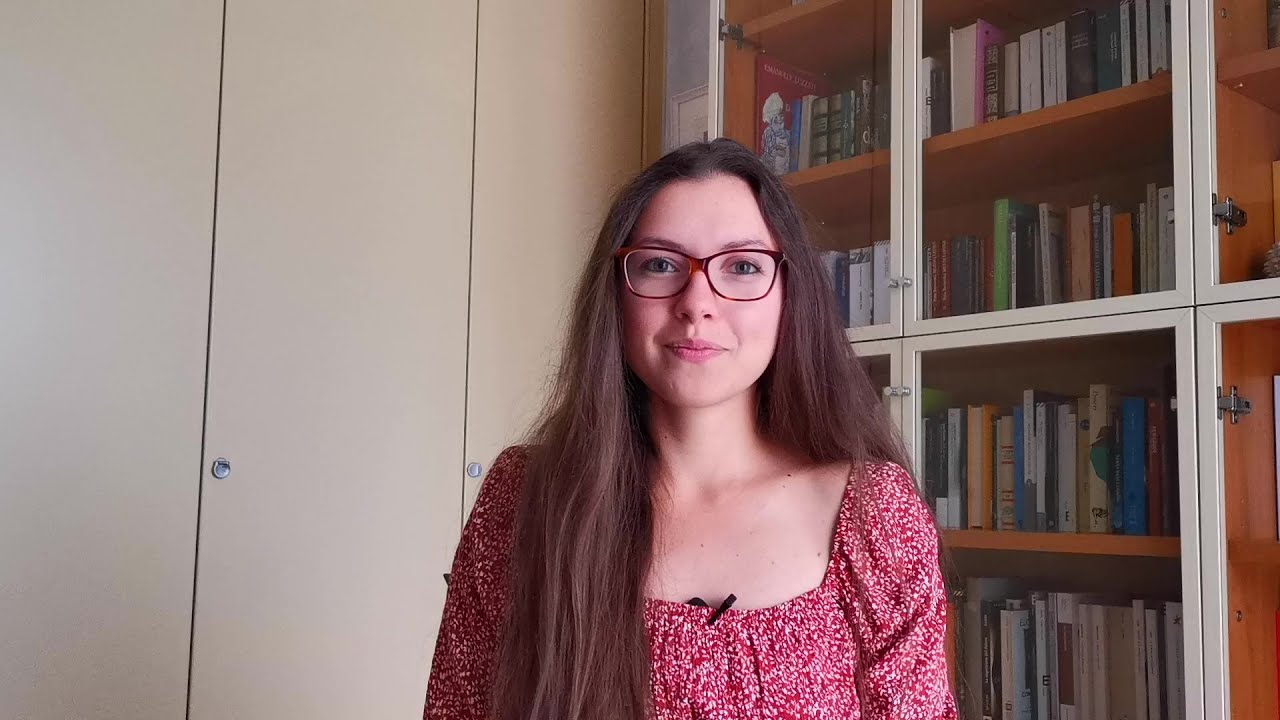 Sono Elisa Belotti e mi presento - Nuovo canale YouTube - YouTube