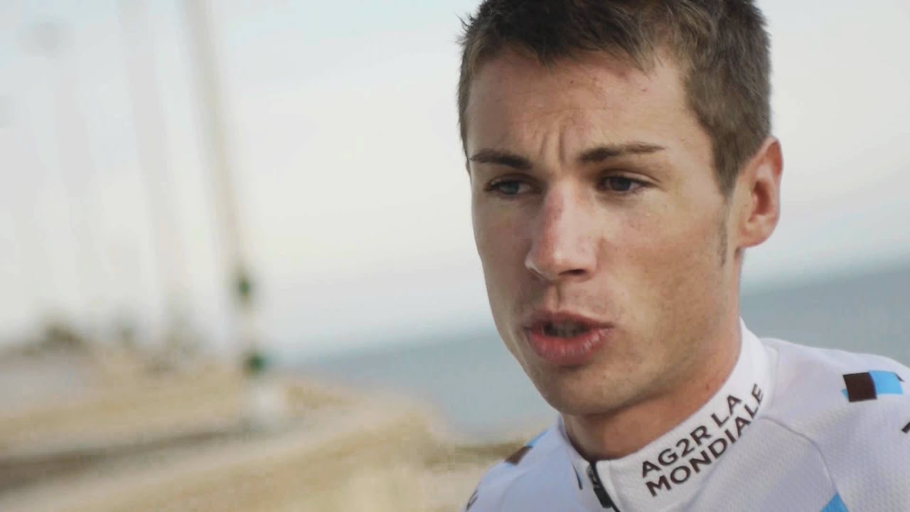 Mikael CHEREL - Equipe cycliste AG2R LA MONDIALE 2012 - YouTube