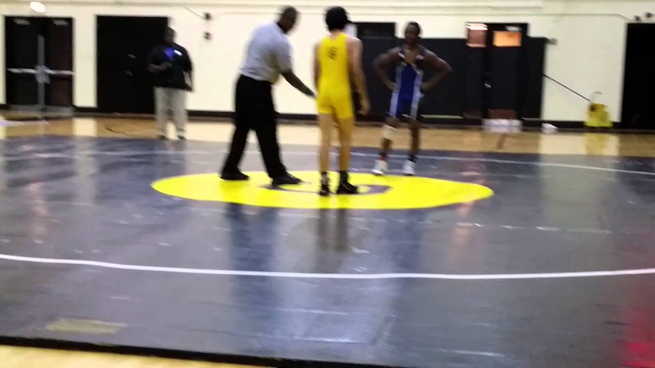 Derion Dukes (Dunbar) vs. Corliss 120 lb match - YouTube