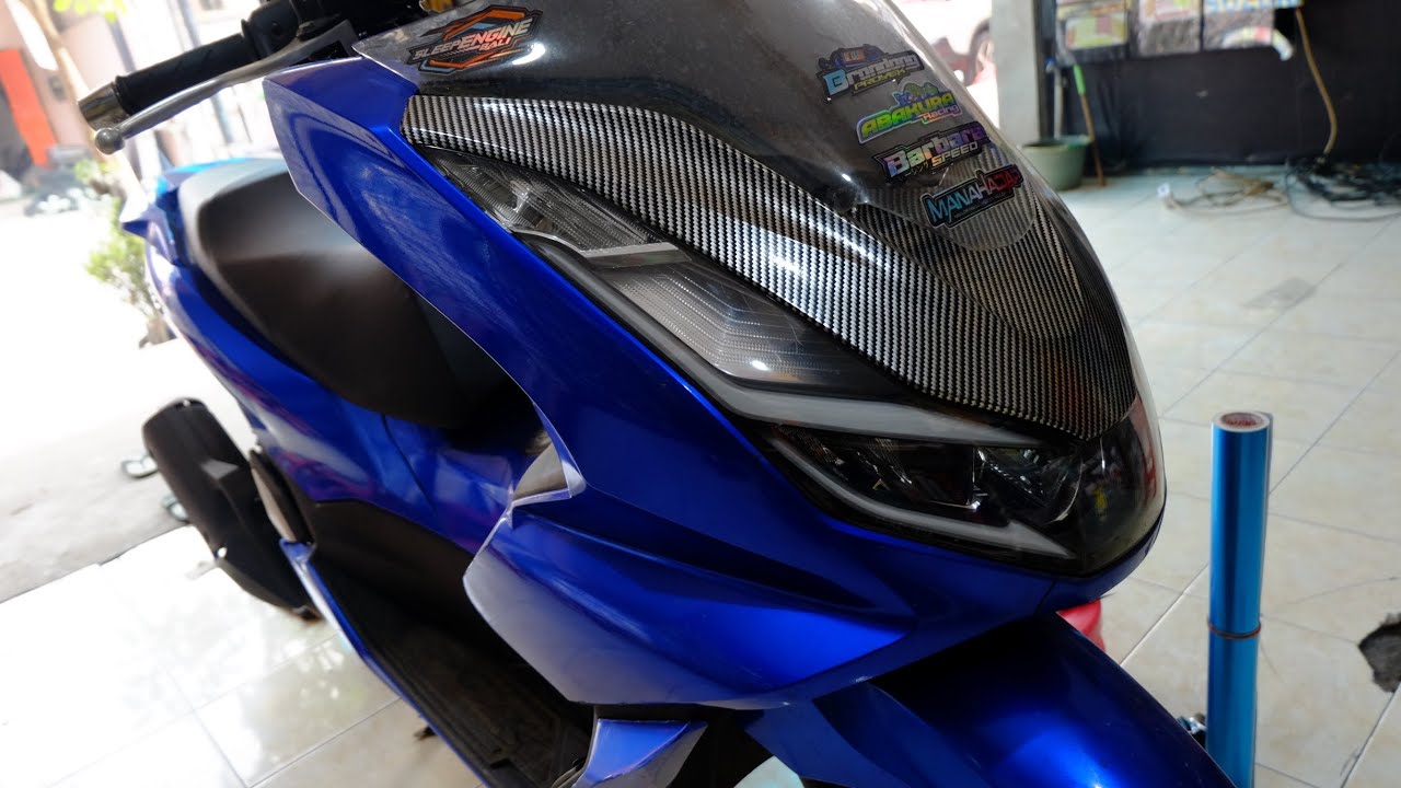 PCX blue changecolour to iceblue candy mettalic - YouTube