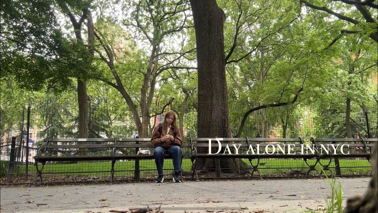 Impulsive day alone in nyc because I’m petrified of growing up - YouTube
