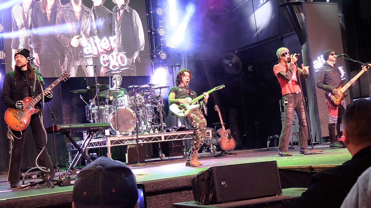 Alter Ego Stacys Mom Has Got It Going On Youtube 0425