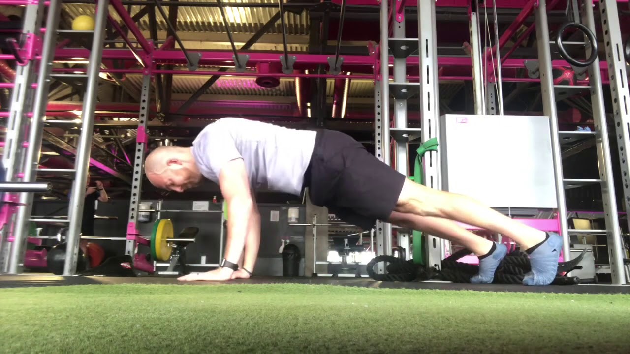 Pike Shrug - YouTube