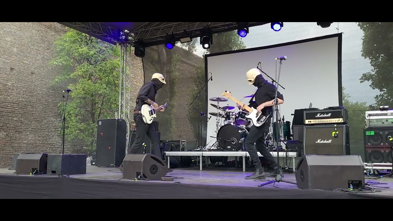 Laster - Bitterzoet @ Dark Bombastic Evening, 28.07.2022 - YouTube