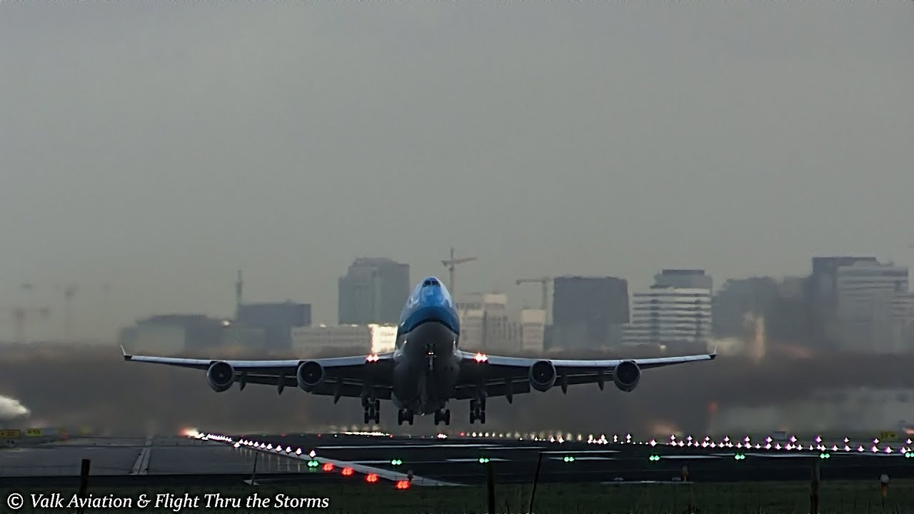 Last Flight on KLM B747 // KL713 @ FO Kelly Stoffels // CA Laura Freyer ...