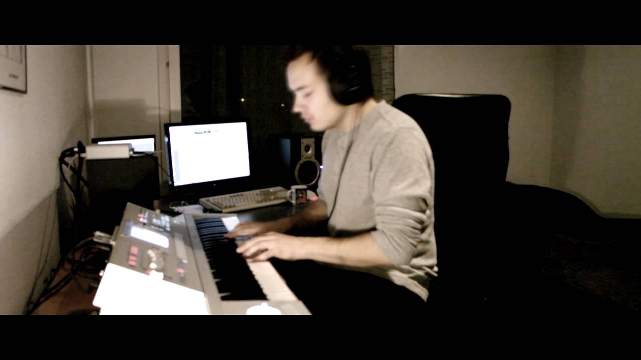 Rihanna - Diamonds piano cover by Manu - YouTube