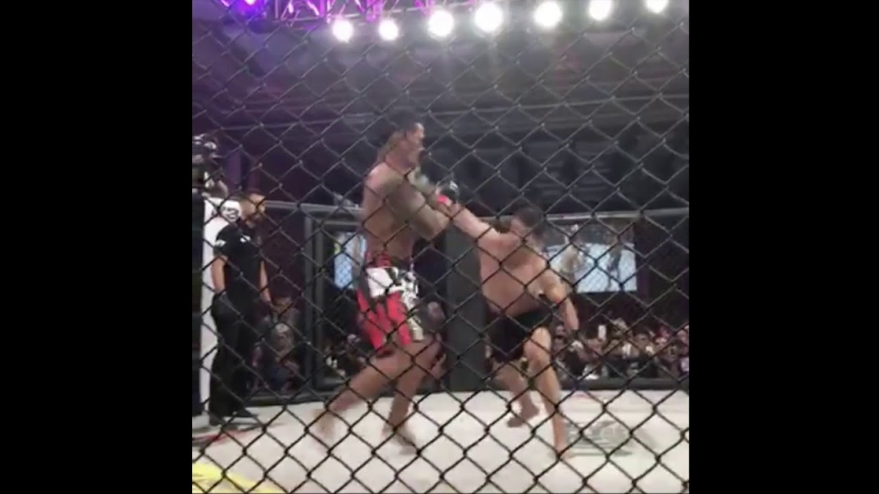 Great Comeback in 3 v 3 MMA Team Fight - YouTube
