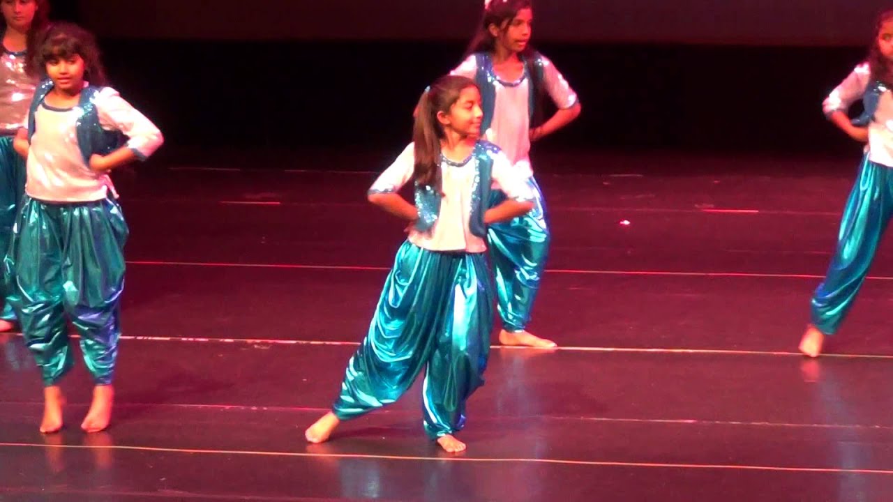 Amber dance performance - YouTube