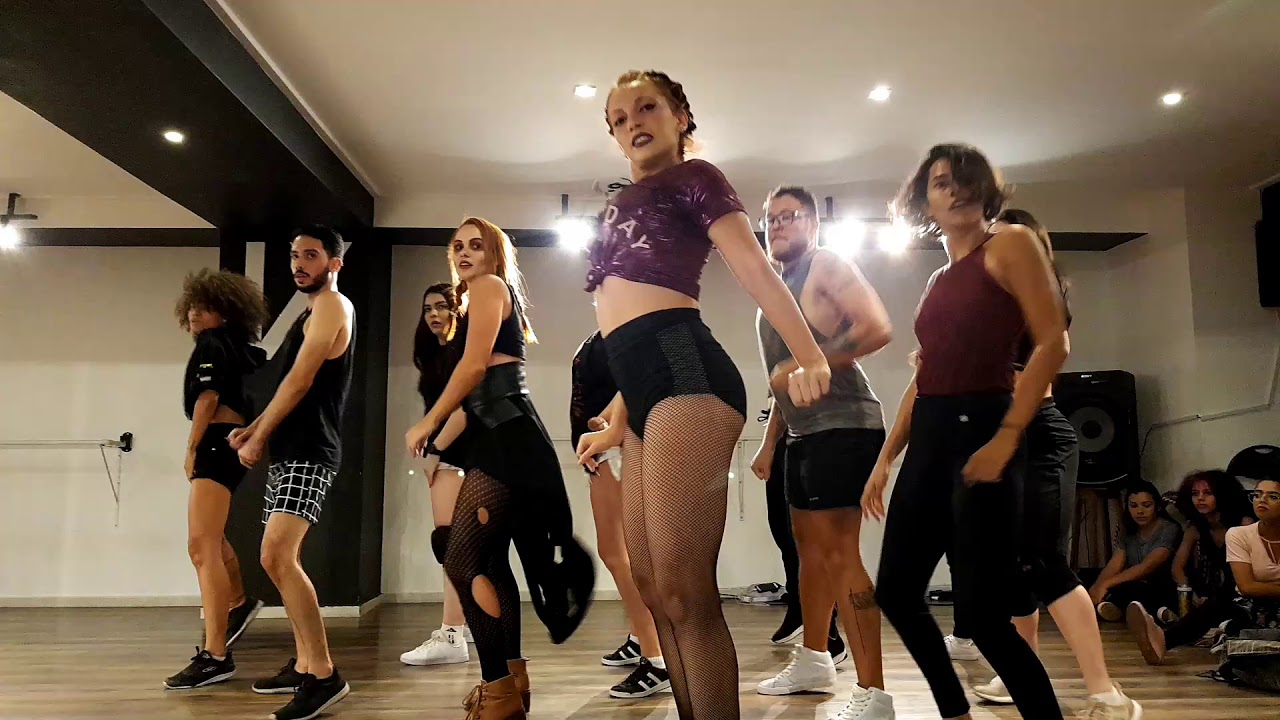 Halloween coreografia | Dembow Dance (Twerk, Afro-house, Reggaeton ...