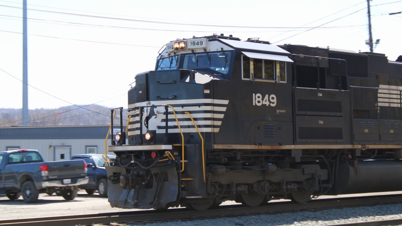 Long NS 10Z at Taylor yard - YouTube