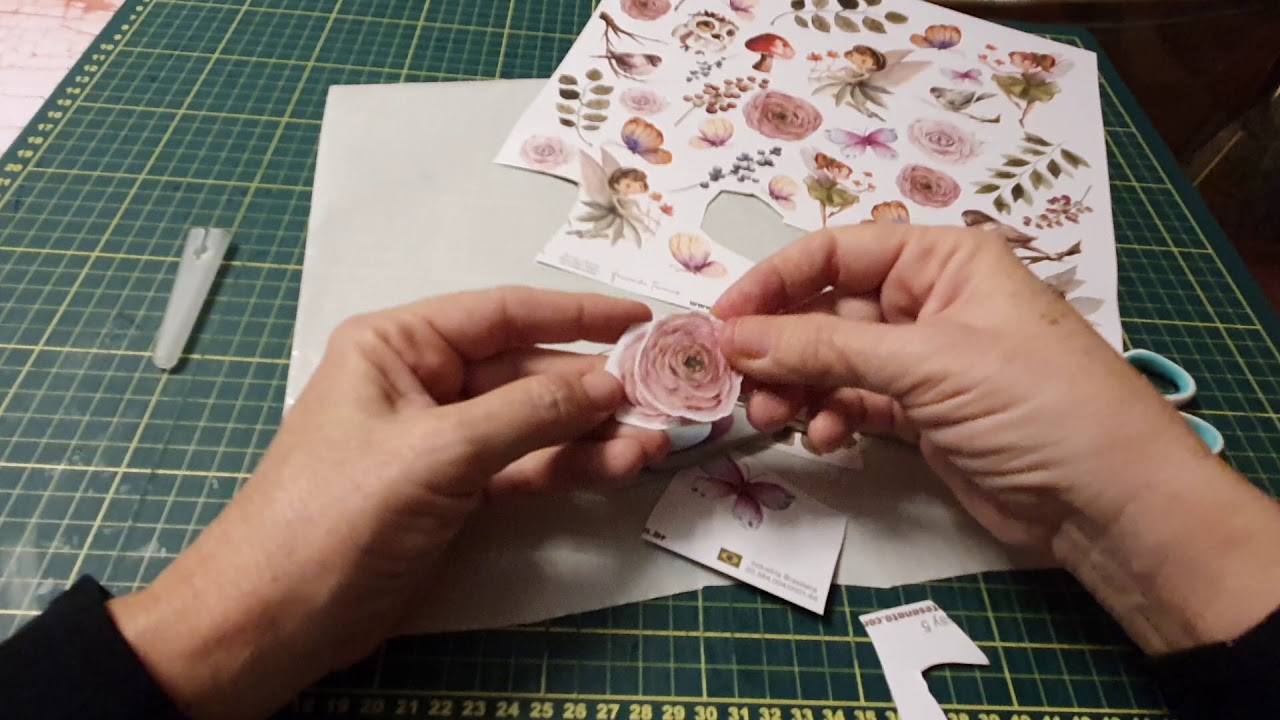 DICAS DE SCRAPBOOK - RECORTAR PAPEL - YouTube