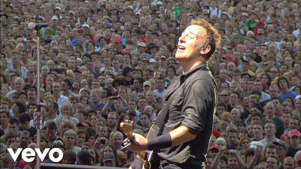 Bruce Springsteen & The E Street Band - Radio Nowhere (London Calling ...