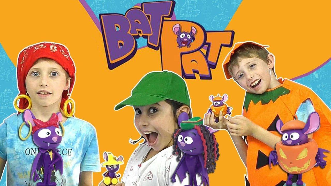 Nos disfrazamos como las Figuras Bat Pat en Juguetes MaryVer - YouTube
