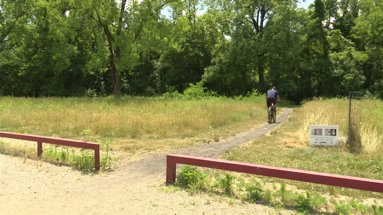 Destination Illinois: Farmdale Reservoir - YouTube