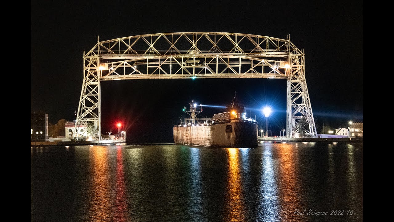 Does the Aerial Bridge hate this vessel? Tug Defiance Barge Ashtabula ...