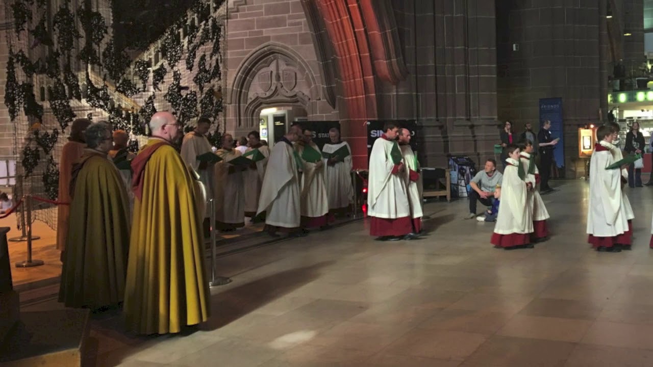 Light Night Cathedral Procession - YouTube