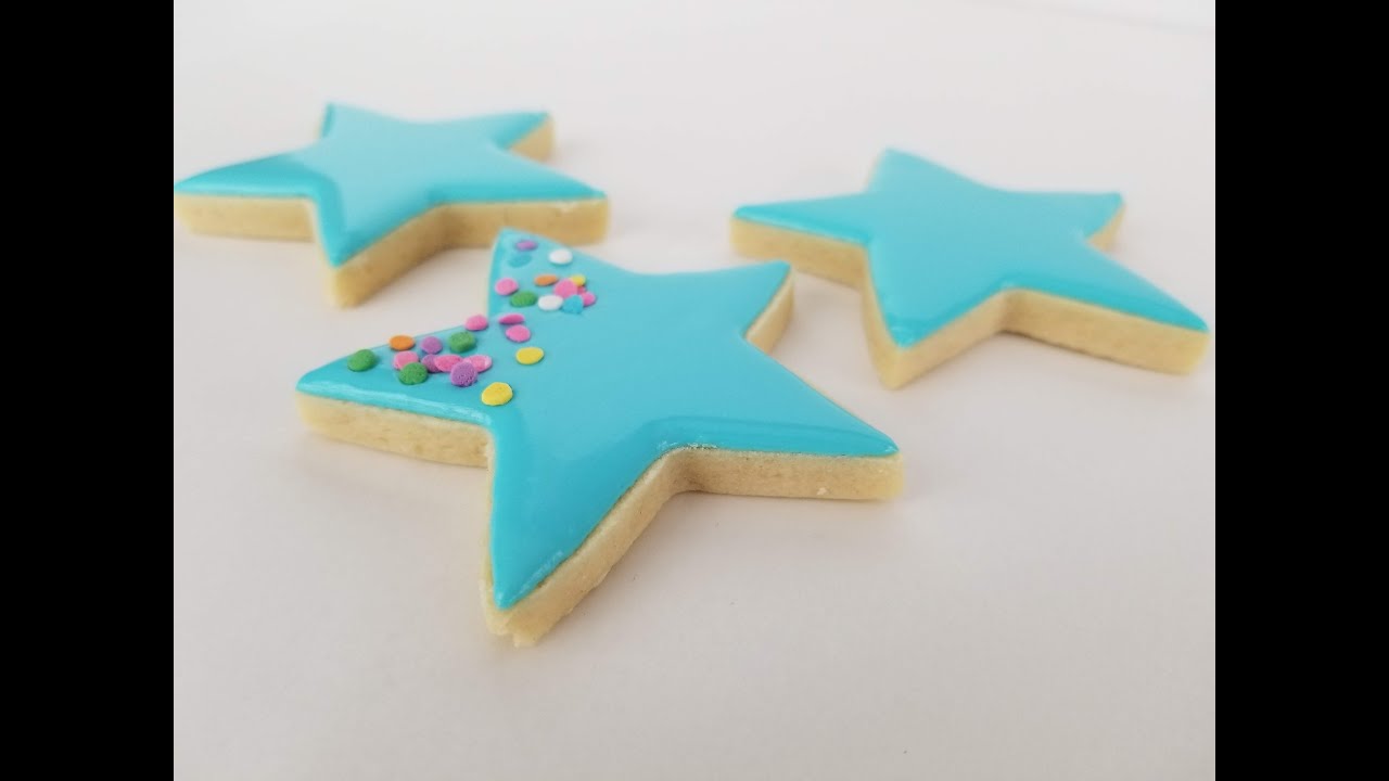 Soft Royal Icing Tutorial - YouTube