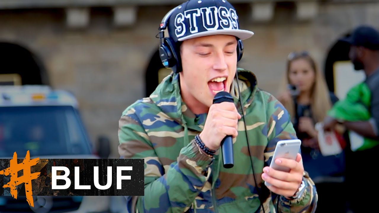 #81: VALS ZINGEN IN HET OPENBAAR! - YouTube