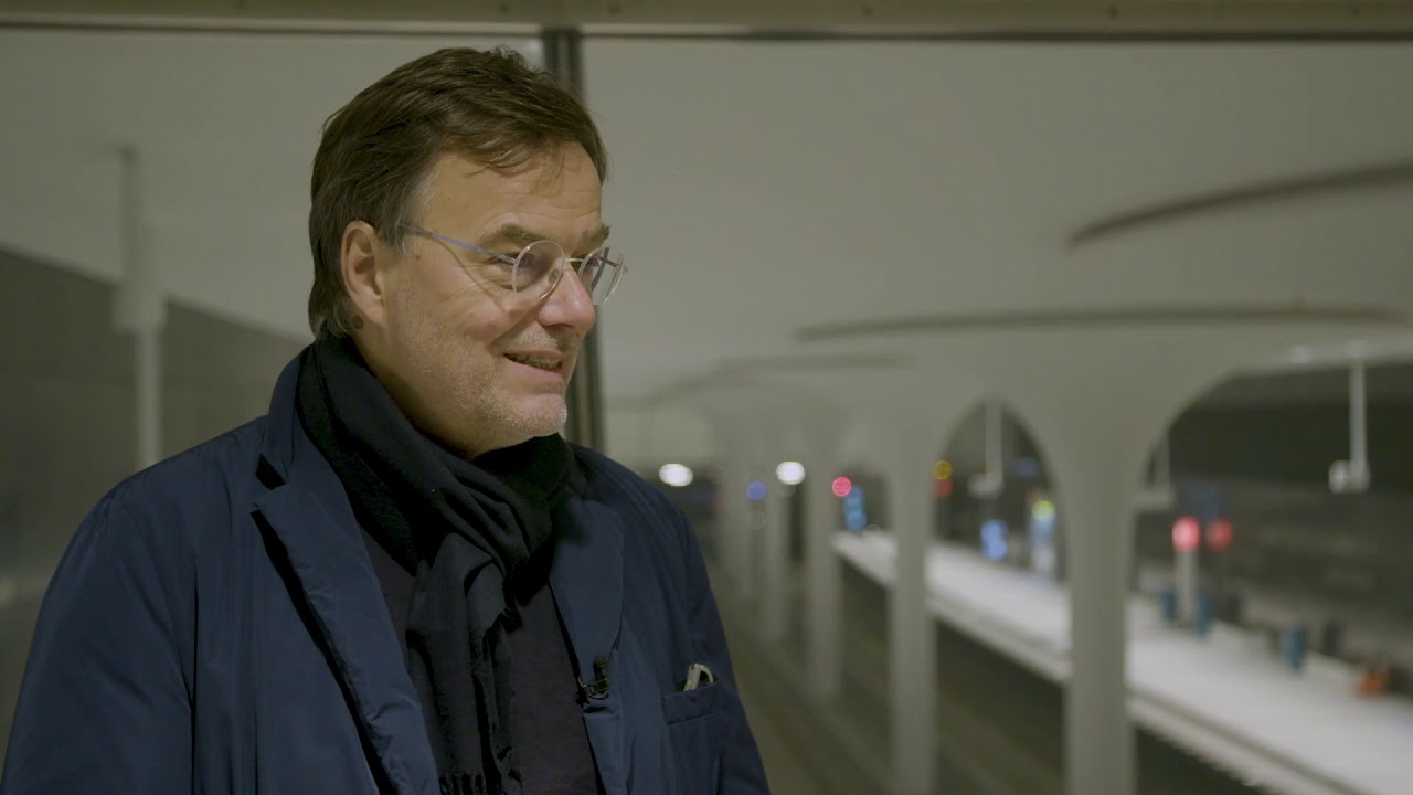Architekt Oliver Collignon über den U-Bahnhof Rotes Rathaus - YouTube