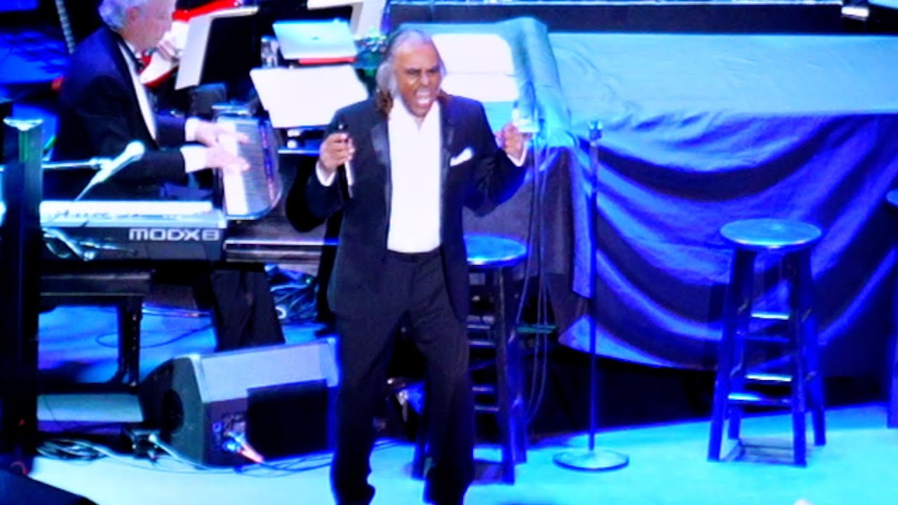 Johnny Mathis - The Final song of his final performance - May 18 2025 ...