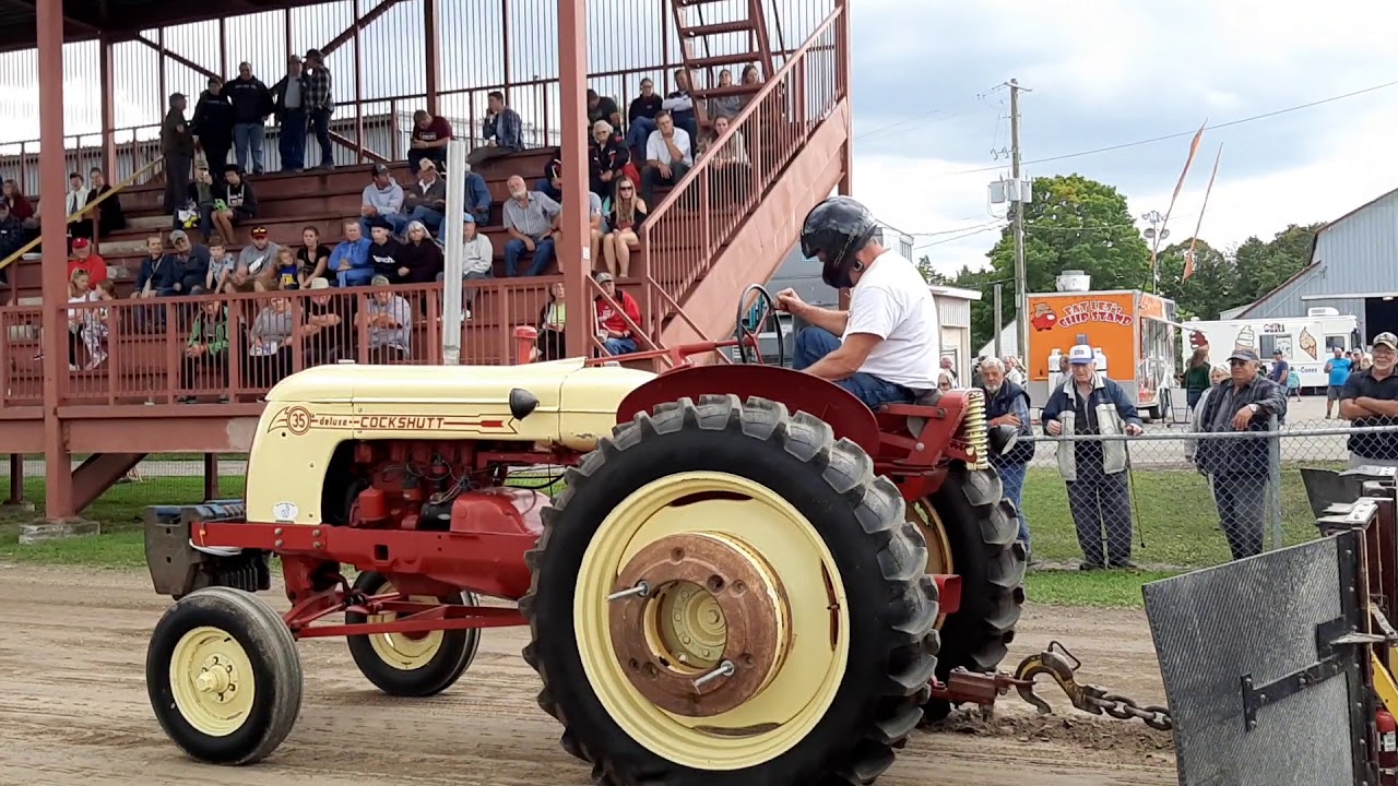 Cockshutt 35 - 8500lb class - Spencerville fair - YouTube