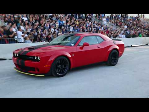 SEMA CRUISE 2019 - Incredible Custom Cars Leaving The Largest Automotive Trade Show in The World