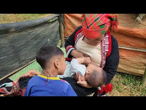single mother breastfeeding