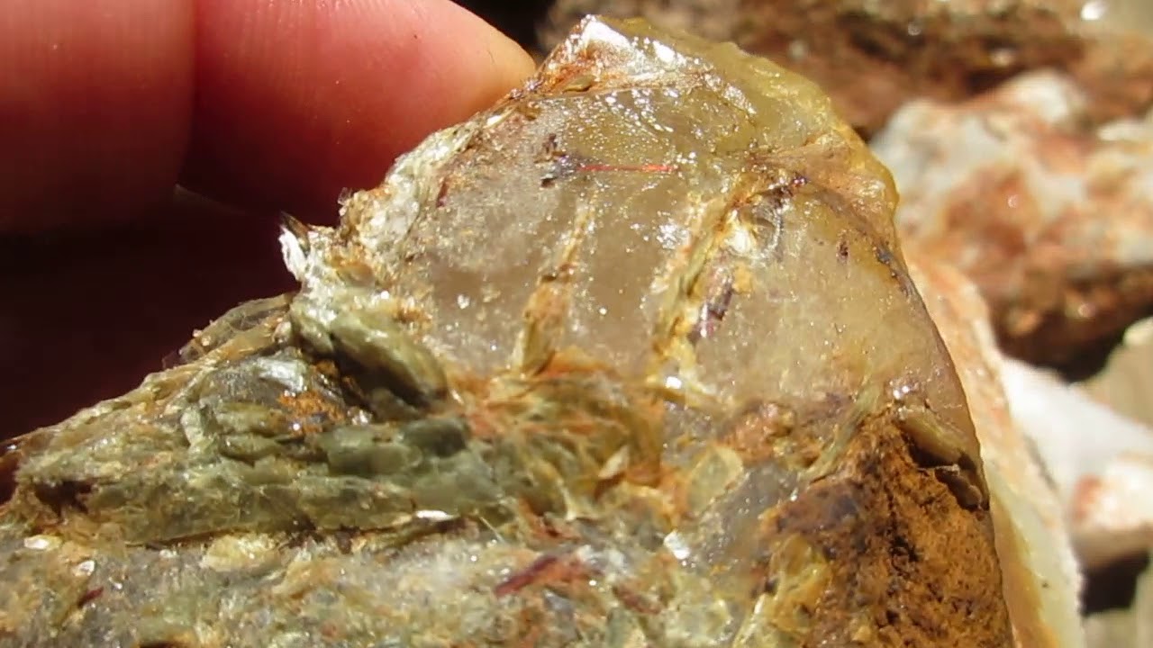 5/17/ 17 Sluicing and uncovering better & better gems at Emerald Hollow ...