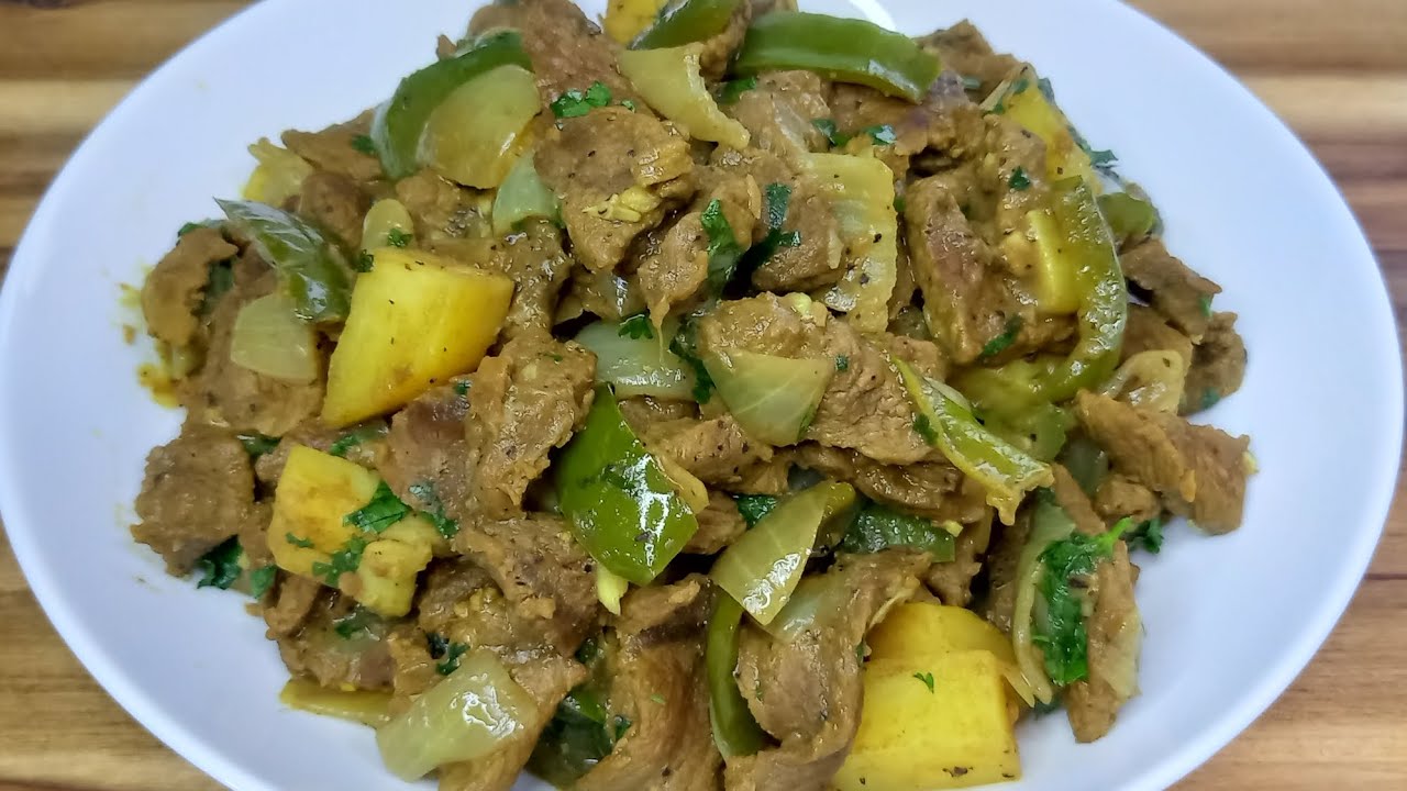 Beef Chilli Fry | Goan Beef Chilli Fry Recipe | Simple & Easy Beef ...