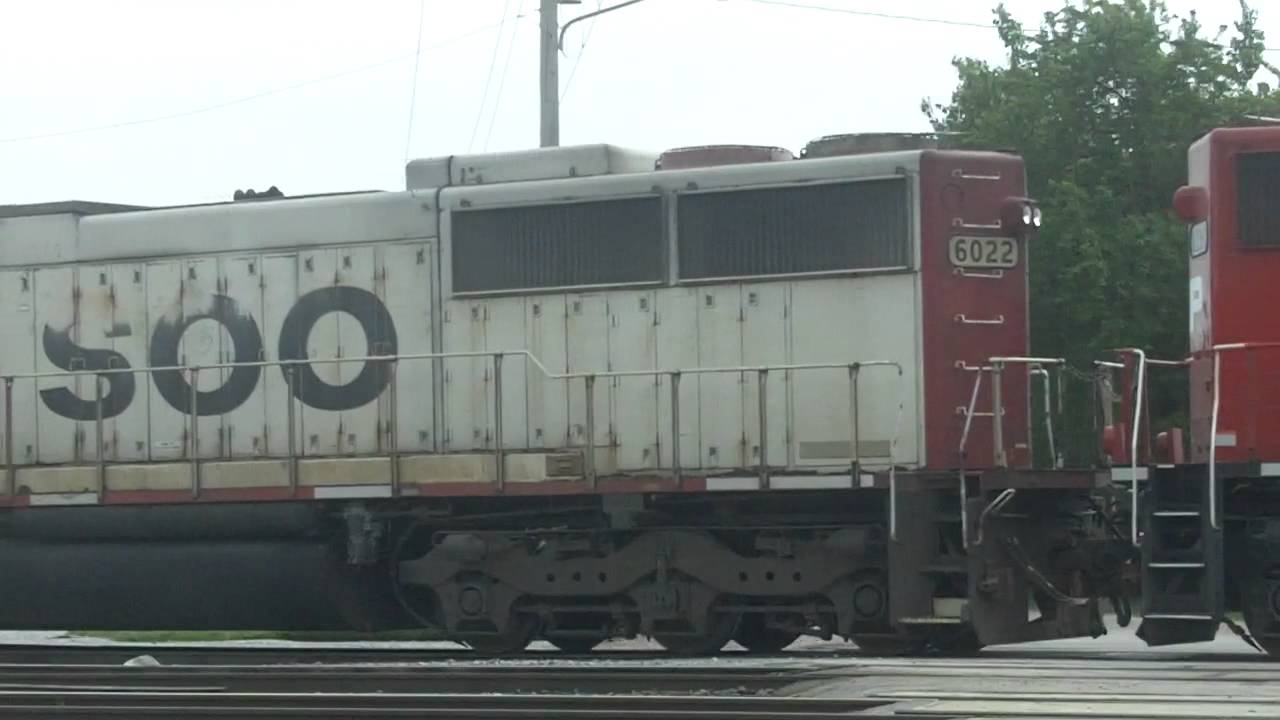 CP SD60M & Three SD40-2's At Nahant Yard! - YouTube