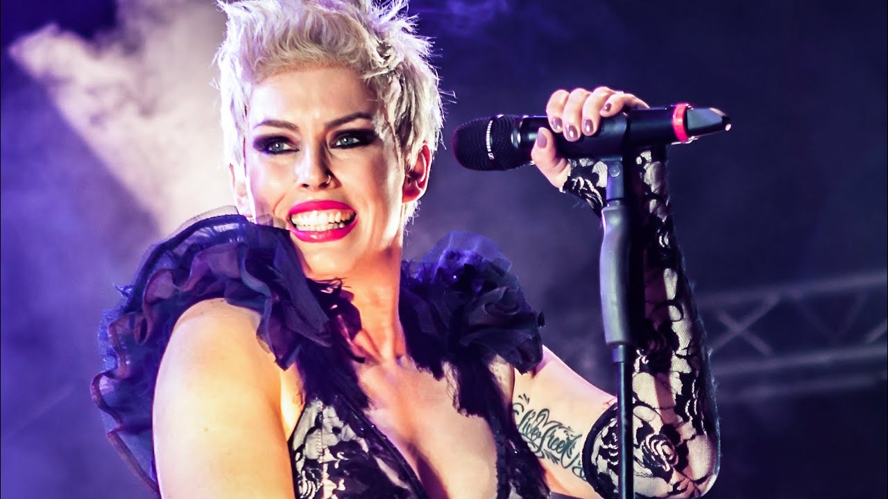 Vicky Jackson - Pink Tribute - Like A Pill - YouTube