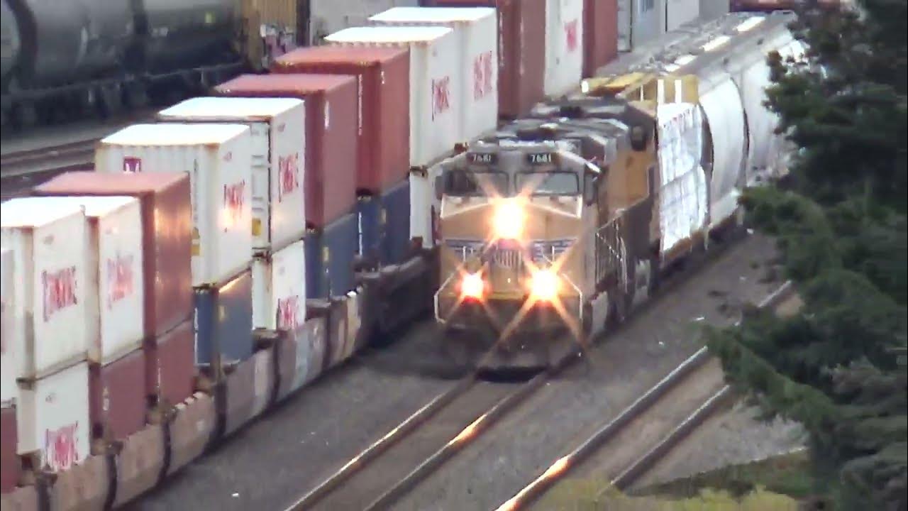 (Southbound) Union Pacific Manifest Train passes through the BNSF Tacoma Train Yard. - YouTube